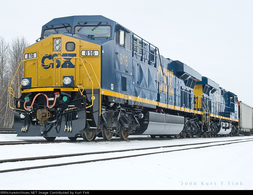 New CSXT ES44AC-H